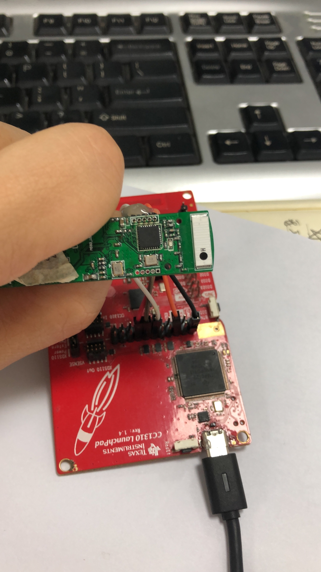 CC1310用xds110可以检测但是下载程序和DEBUG十分困难，芯片烧录成功后大概被锁而且擦除多次才能成功擦除 - 低于 1GHz 论坛 ...