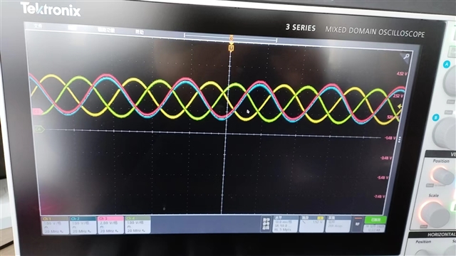 TMS320F280049C: 三个ADC模块启用三个DMA作高速采样时，MCU读缓冲区异常，通道间串扰大，结果有相移 - C2000™︎ 微控制器论坛 - C2000 微控制器 - E2E ...